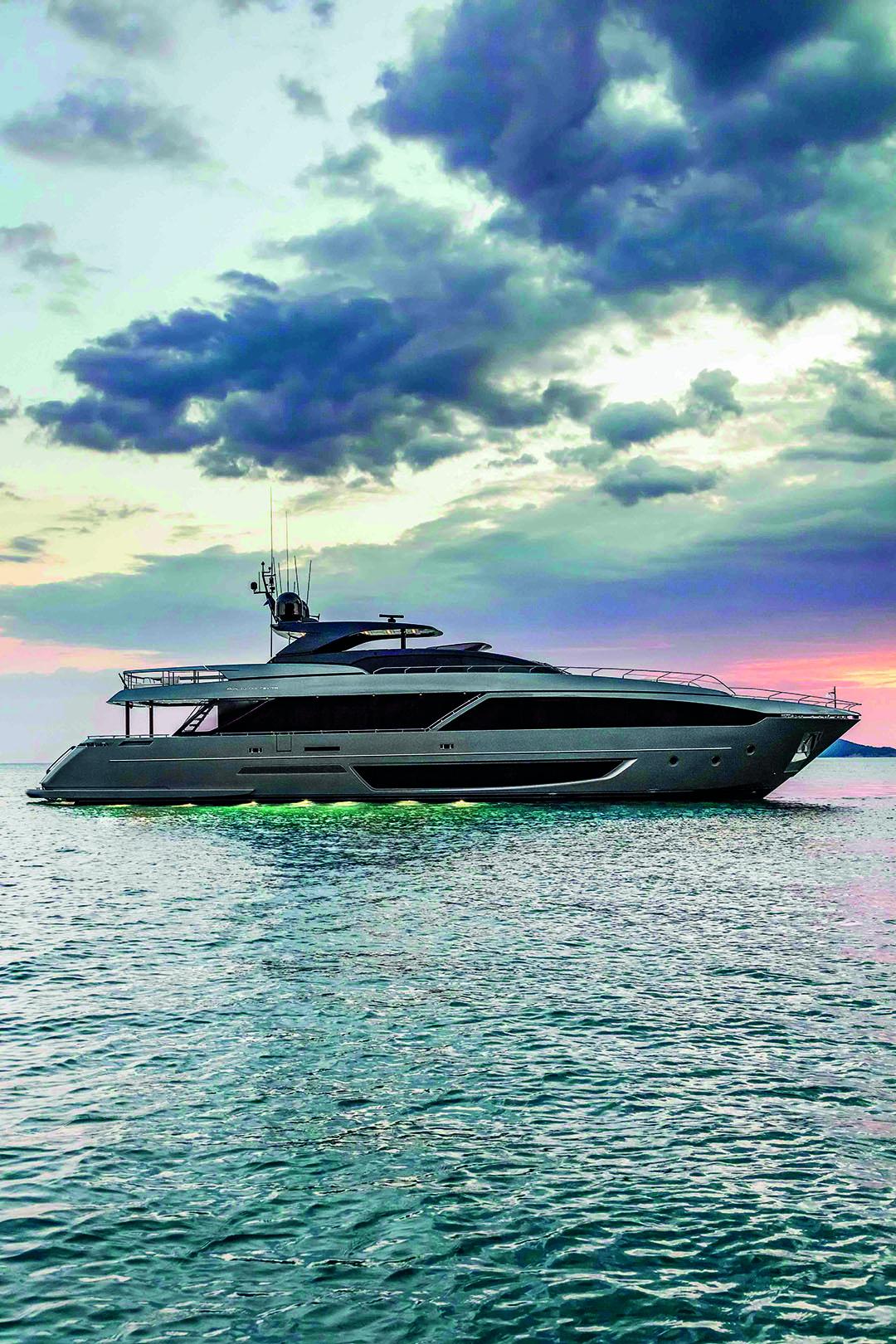 RIVA DOLCEVITA 110 - YachtClass