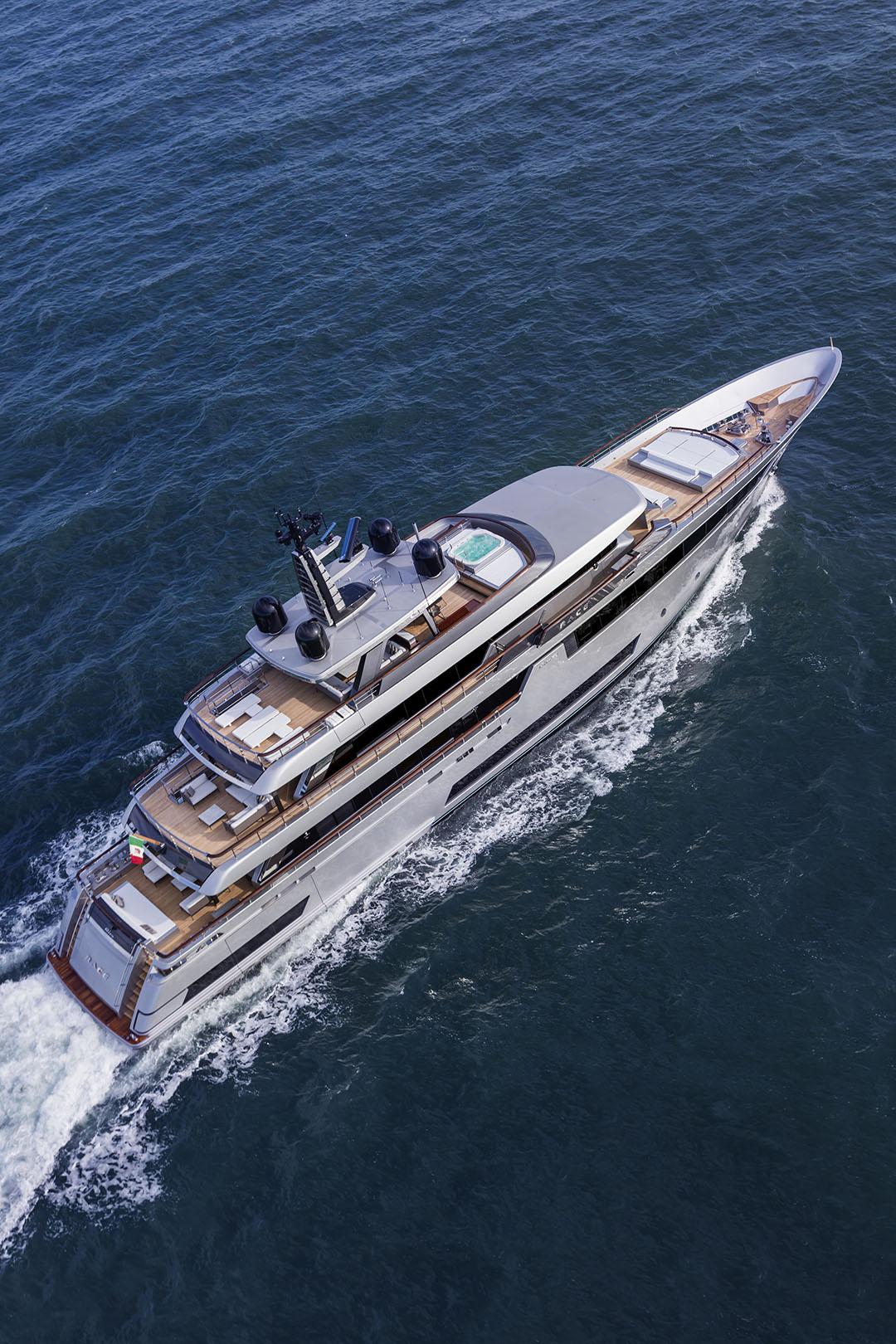 RIVA 50 M - YachtClass